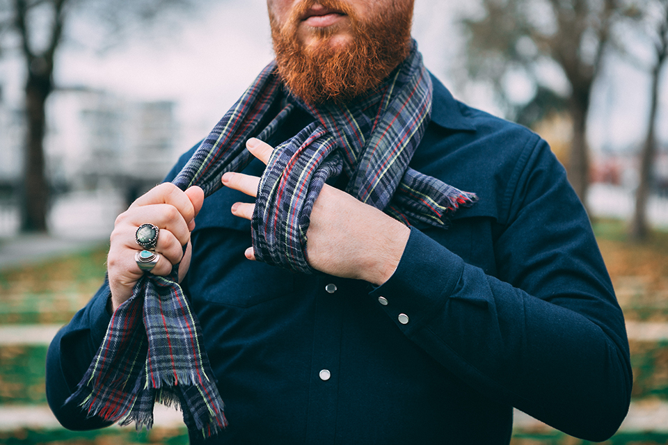 Nos conseils homme | Comment nouer une écharpe