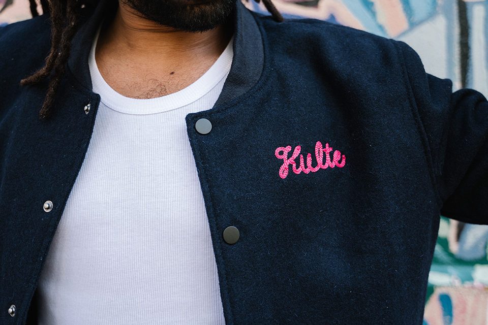 3 idées de looks avec un marcel blanc