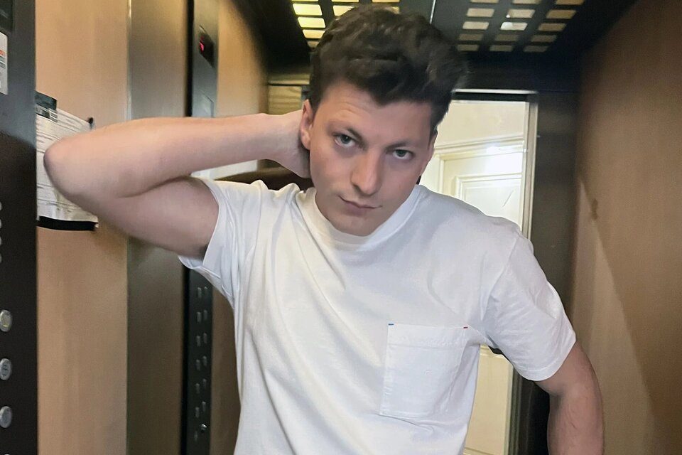 Commune de Paris dévoile la précommande de ses nouveaux t-shirts