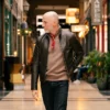 On a créé un blouson en cuir chez Atelier Bertrand
